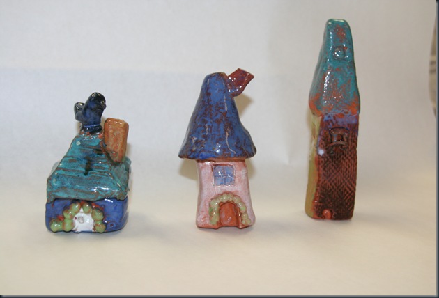 smART Class: Cool Clay projects and Groovy Glazes!